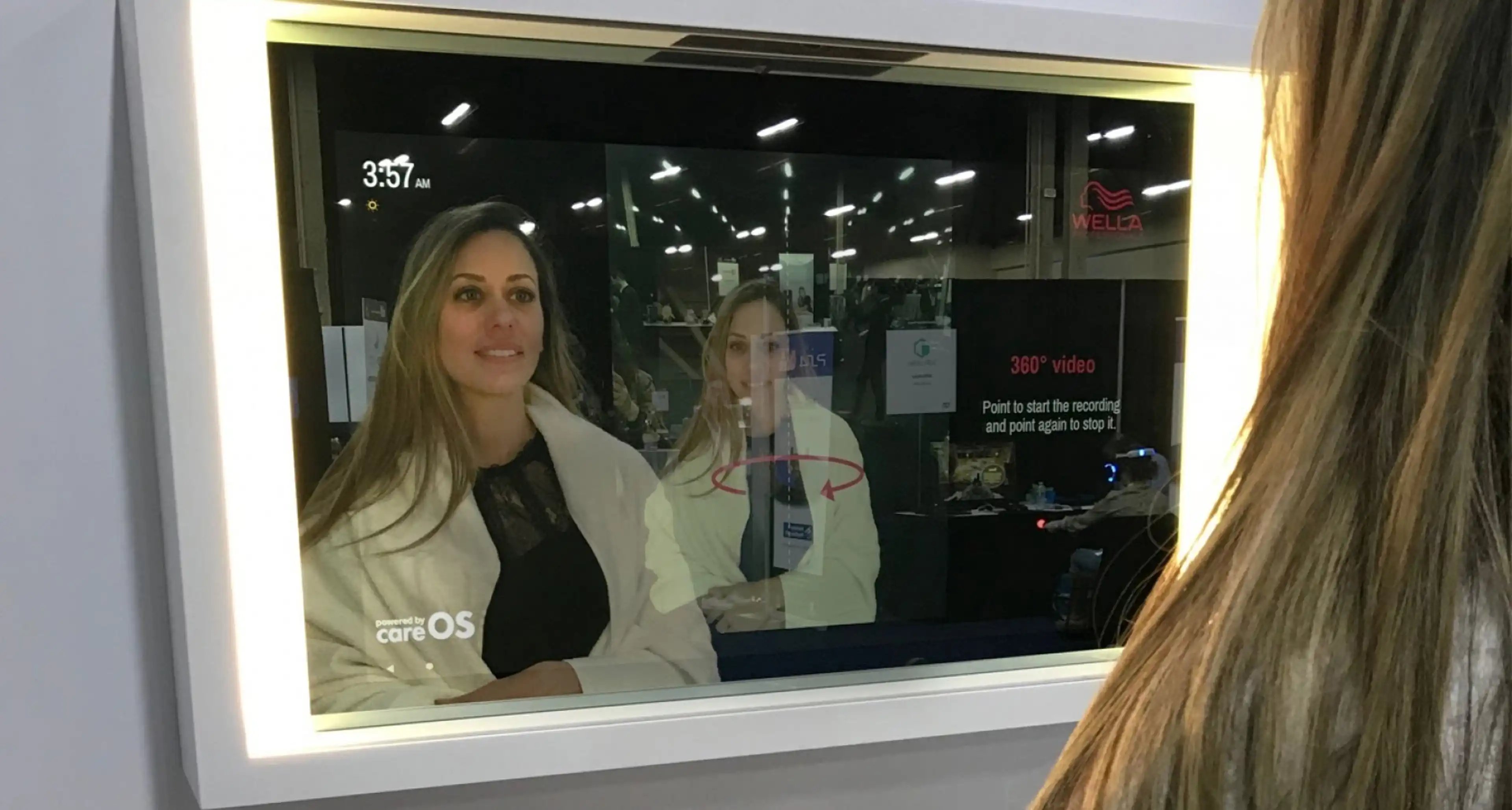 How Smart Mirrors are Transforming In-Store Experiences