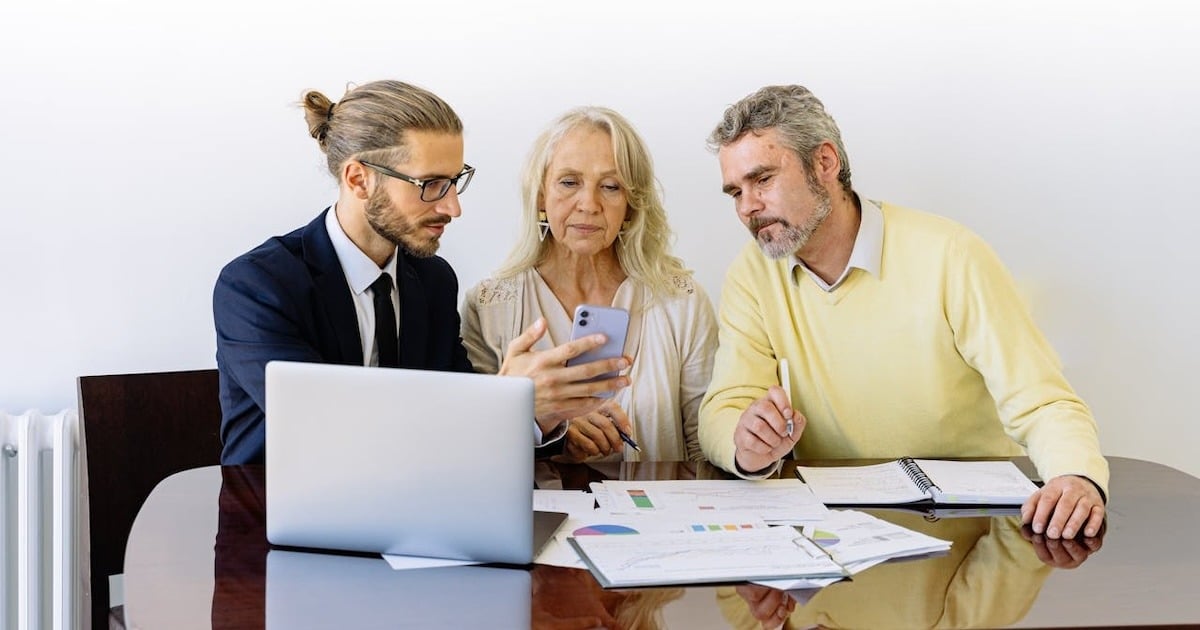 Top 7 Insurance Quoting Software Solutions for Agents in 2025