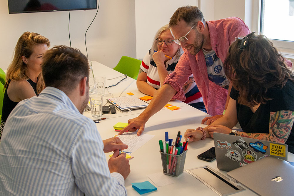 Kotlin Multiplatform vs Flutter. Which Is Better for Your App?